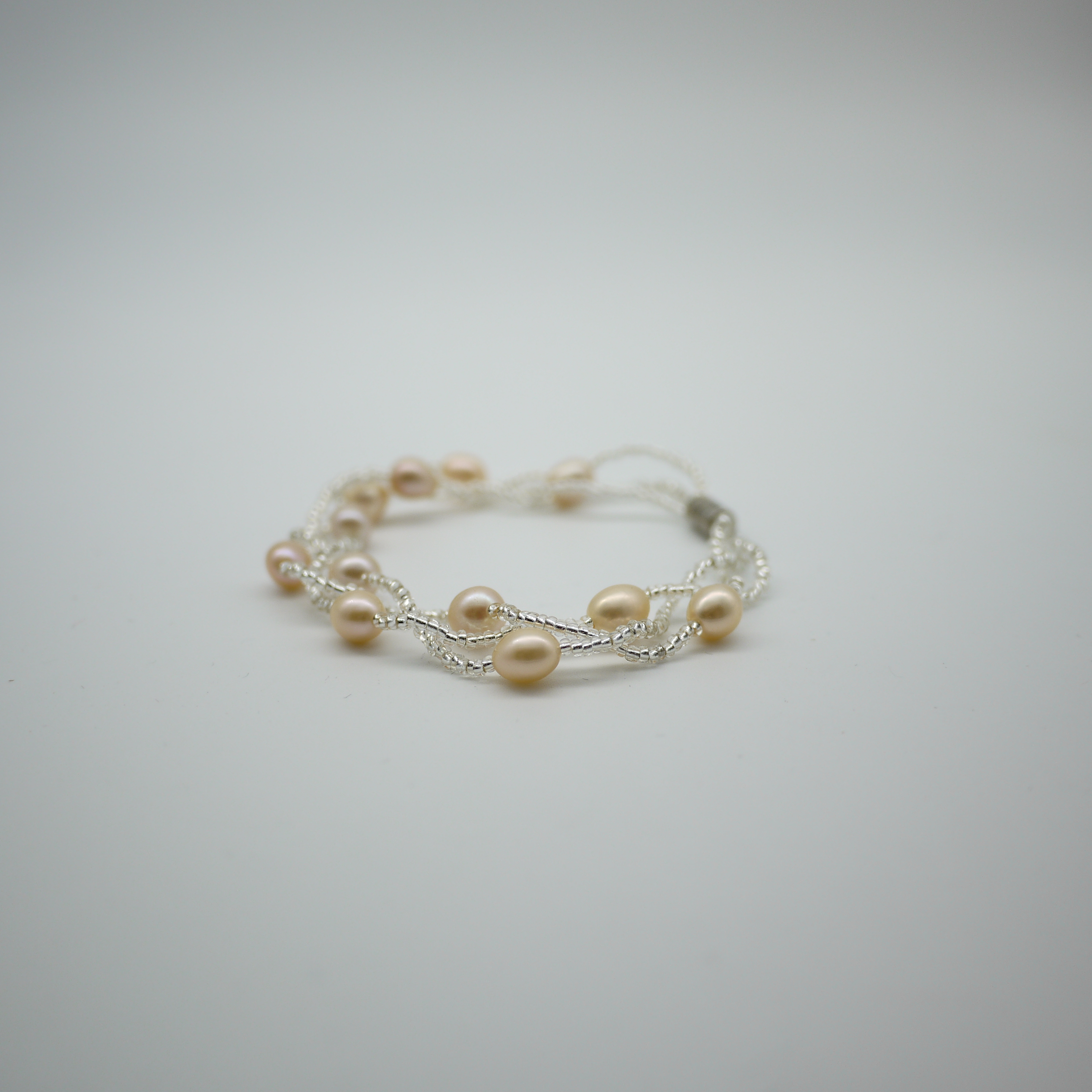 Simply Bracelet - Freshwater Pearl Bracelet - Pink on Luulla